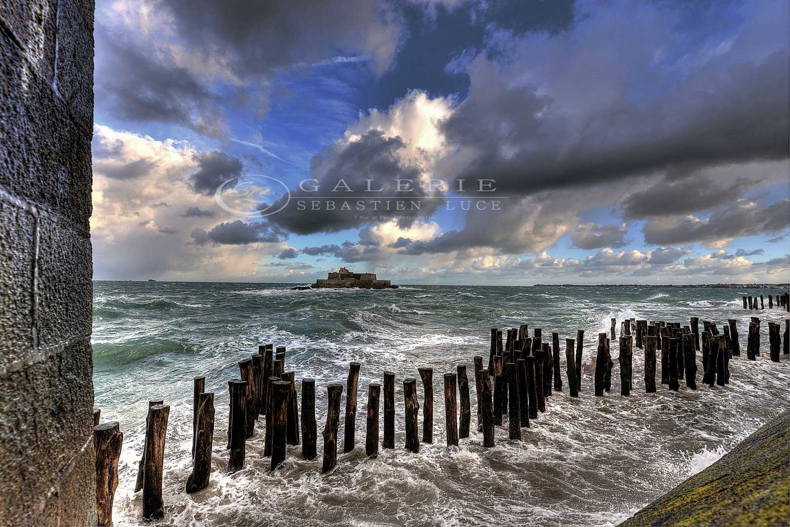 Galerie Sébastien Luce Photographies Saint Malo a vive-eau, Mer Déchainée